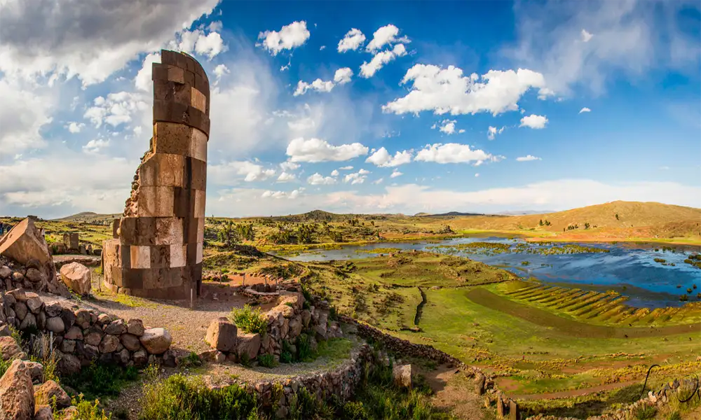 Tour Chullpas de Sillustani desde Puno - South America Exploor